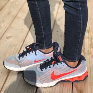 Women's Nike Shoes on Poshmark
